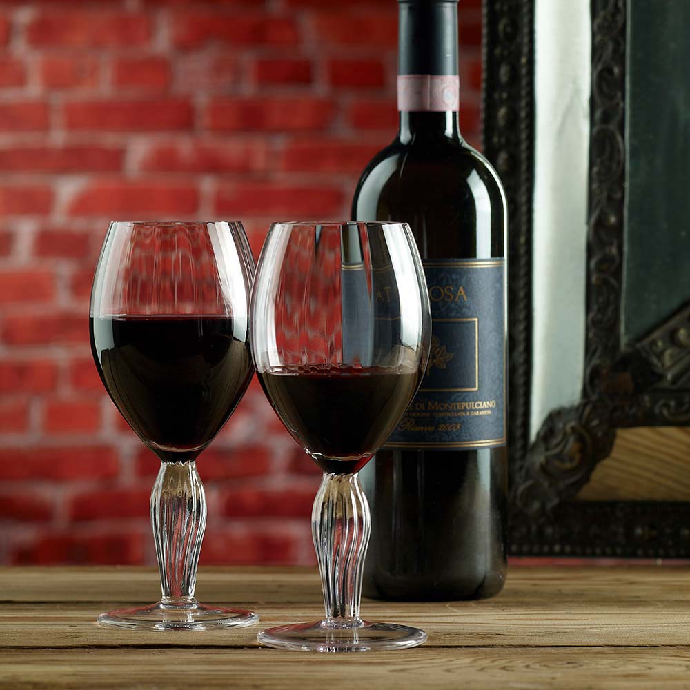 Glass red wine store