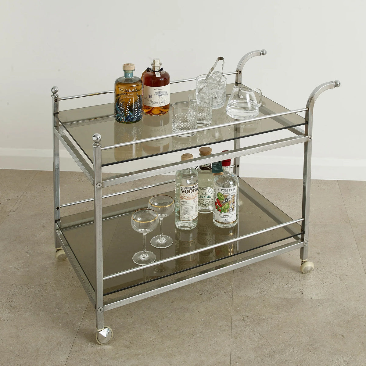 How to Style Your Vintage Drinks Trolley – Urban Bar